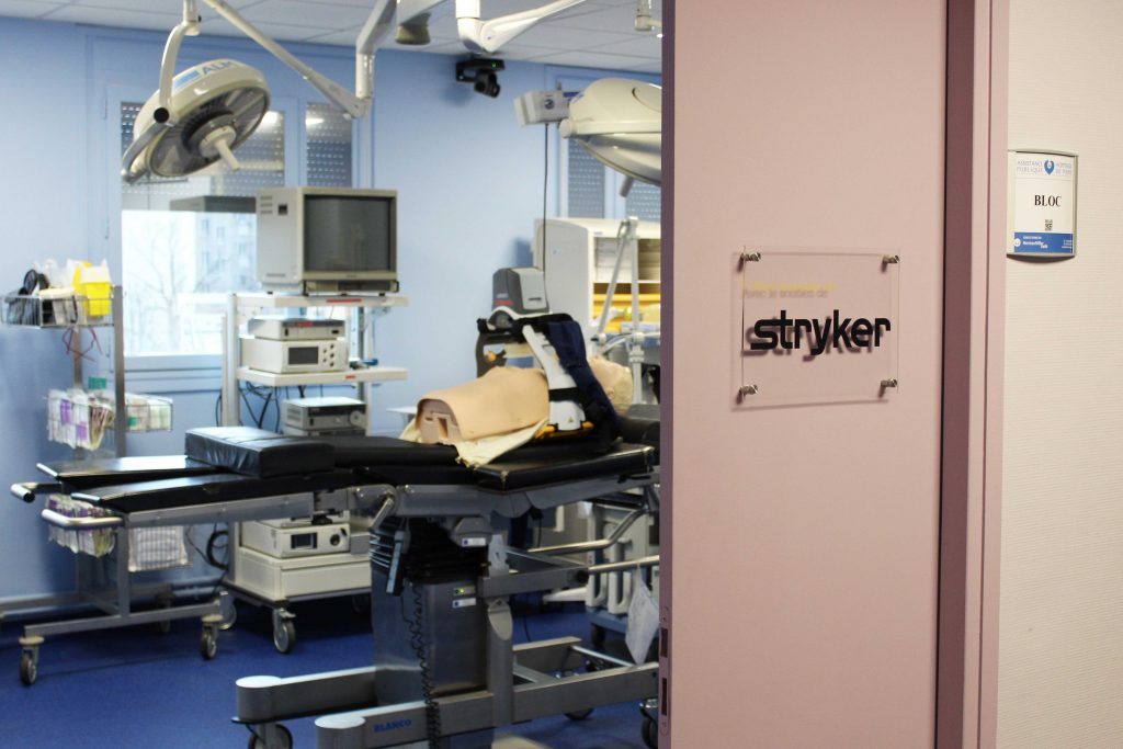 Institut de formation des infirmiers de bloc opératoire - Centre de la Formation et du ...